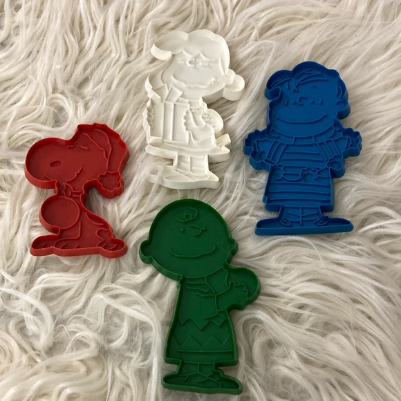Peanuts | Holiday | Peanuts Holiday Cookie Cutters Charlie Brown Snoopy ...